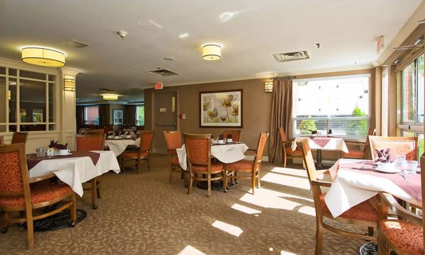 Maplecrest Village | Retirement Home in Grimsby, ON