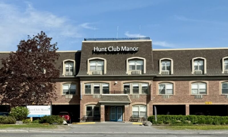 Hunt Club Manor | Retirement Home in Ottawa, ON